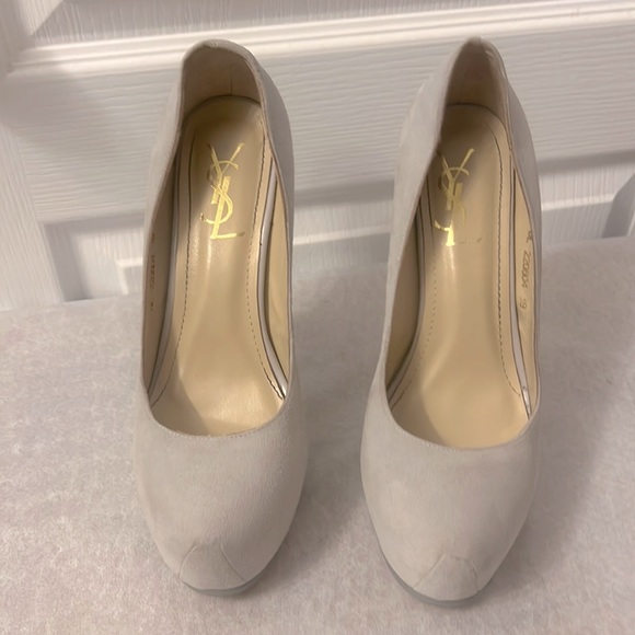 Yves Saint Laurent | Shoes | Ysl Yves Saint Laurent Grey Suede Pump 39 | Poshmark
